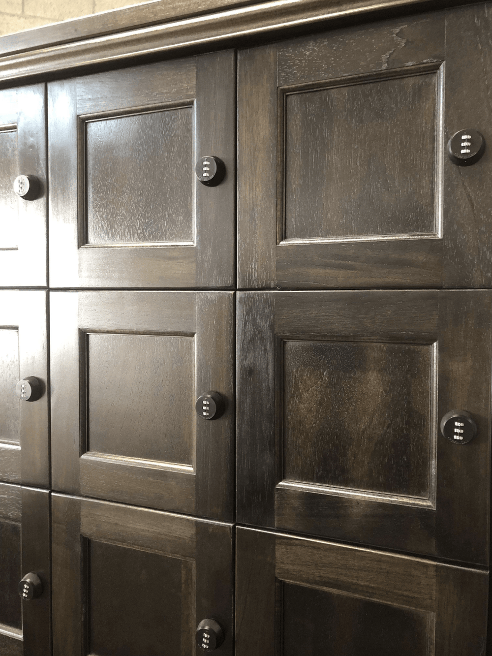 24 Commercial Cigar Humidor Lockers - Your Elegant Bar